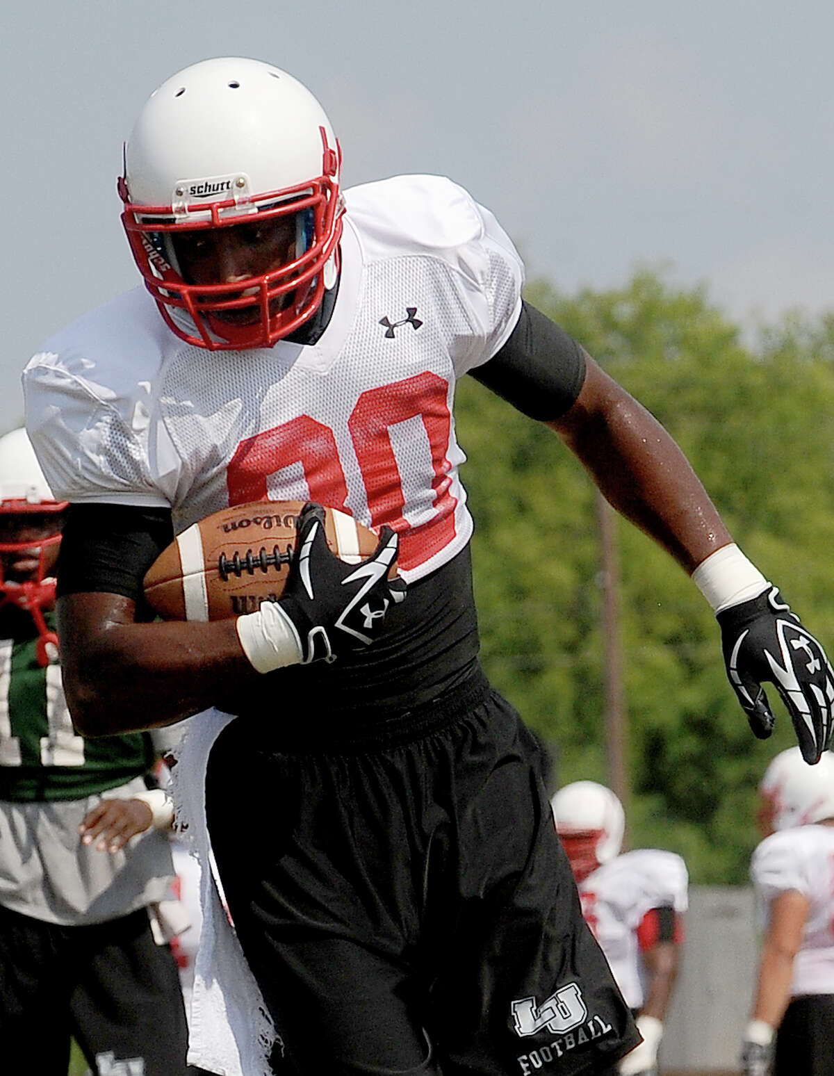Former Lamar receiver J.J. Hayes signs with Arena team