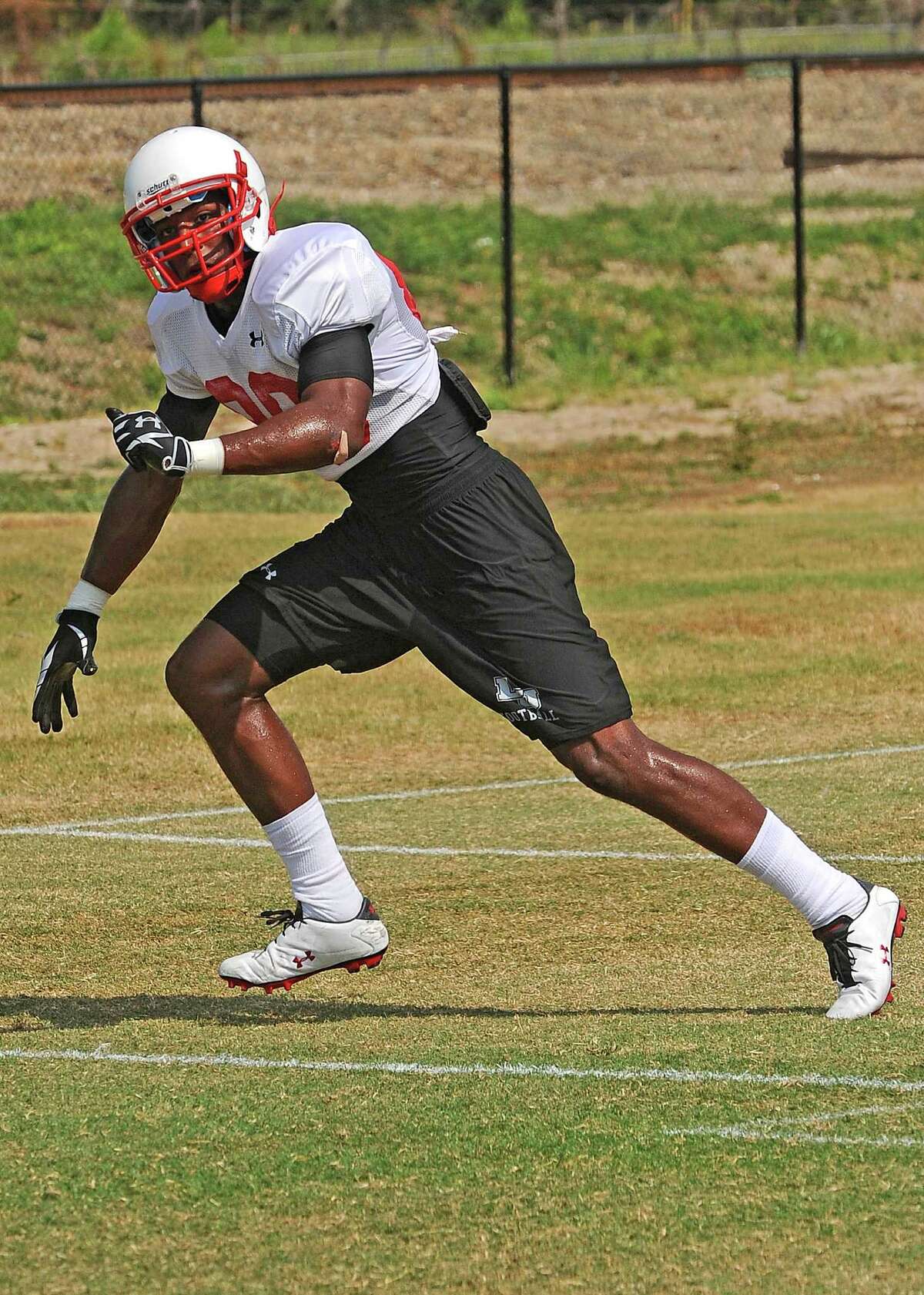 Former Lamar receiver J.J. Hayes signs with Arena team