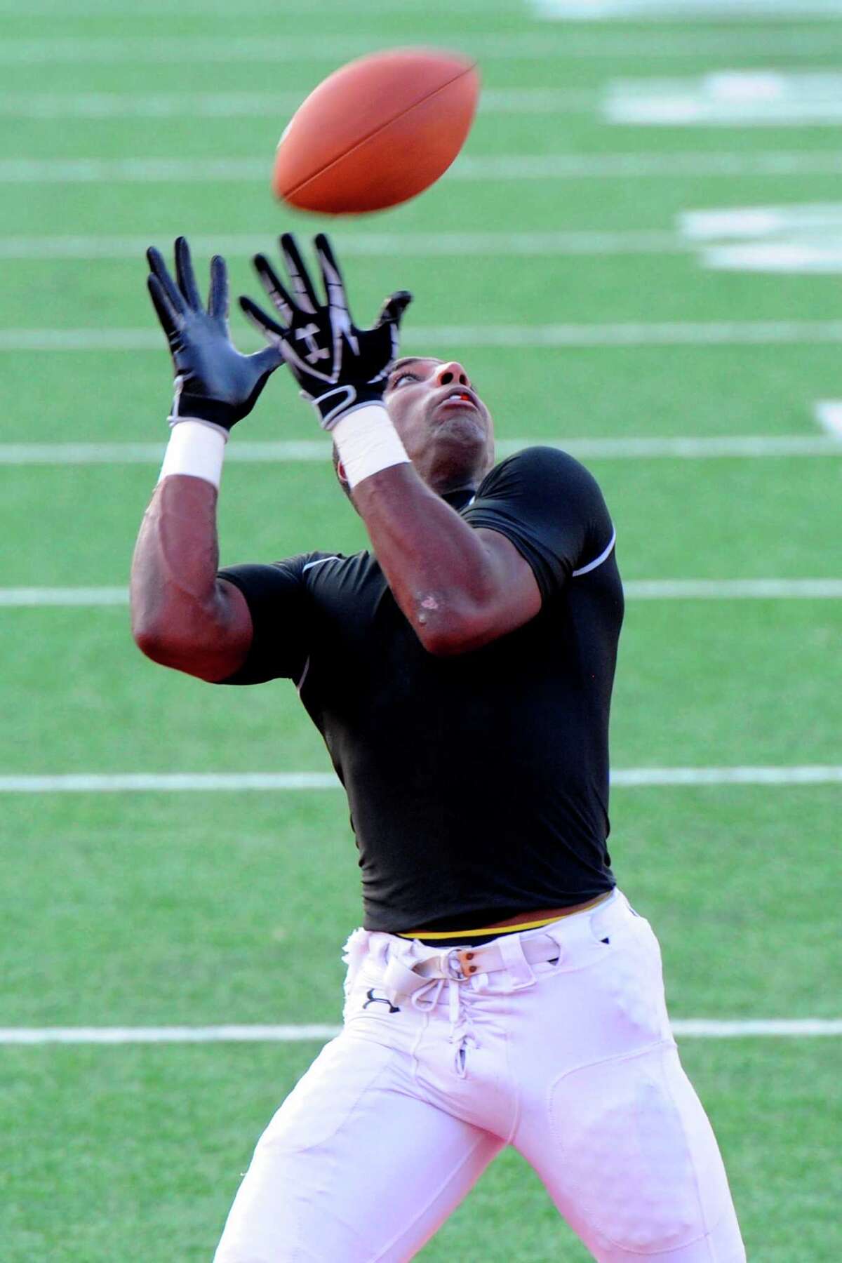 Former Lamar receiver J.J. Hayes signs with Arena team