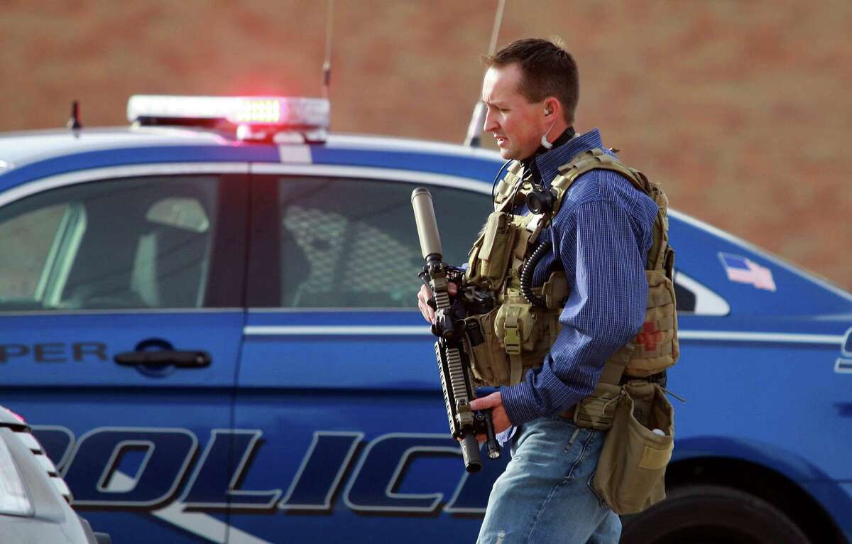 3 dead, including 2 at Wyoming college