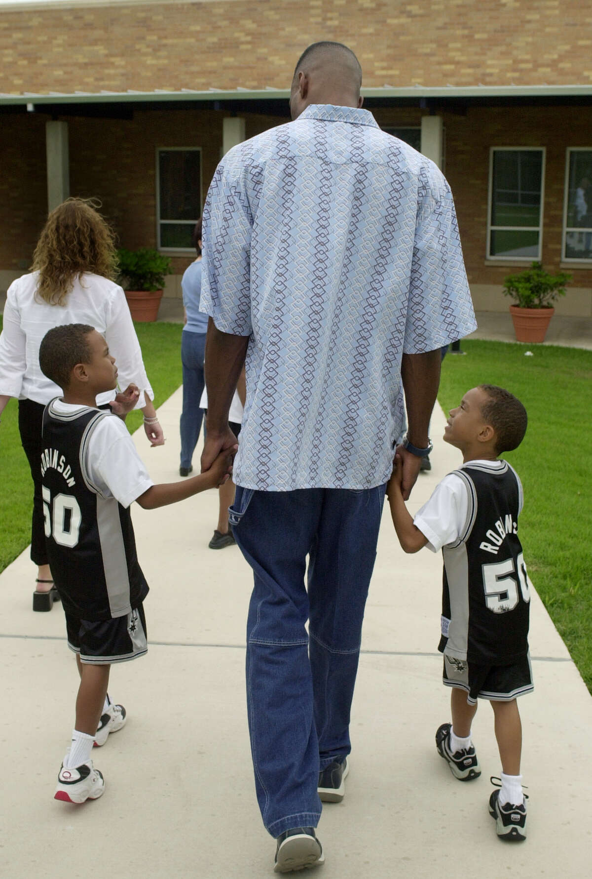 David Robinson's youngest son gets full-ride scholarship to Duke