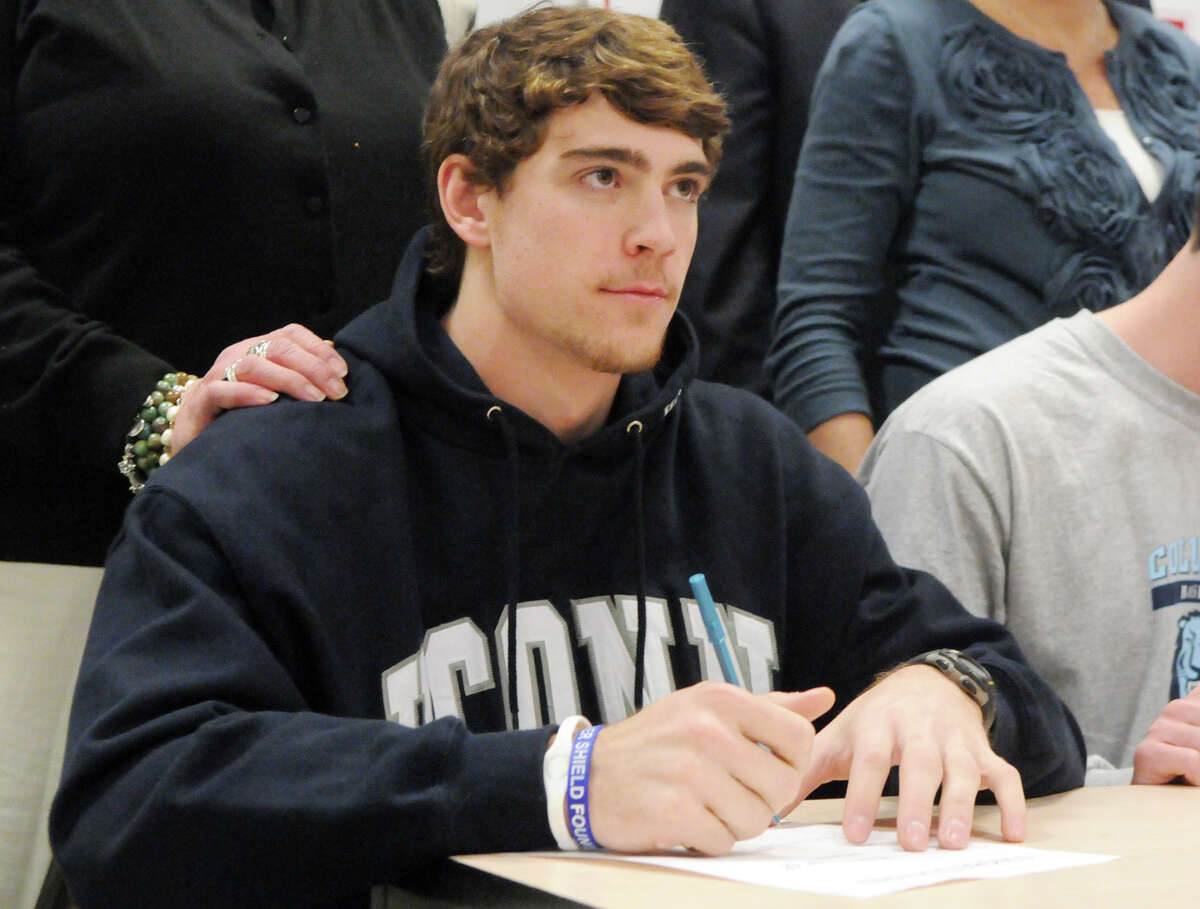 Olmstead chooses UConn and baseball over football