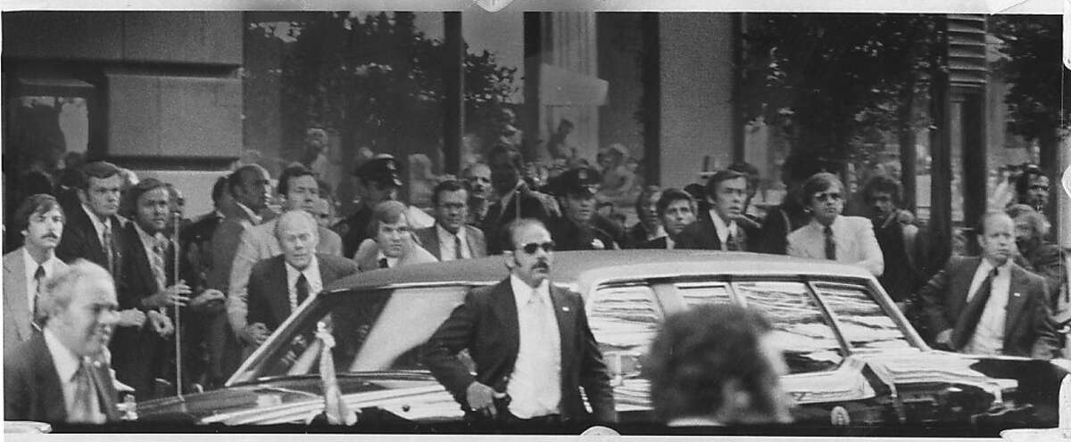 Failed assassination of President Ford, 1975