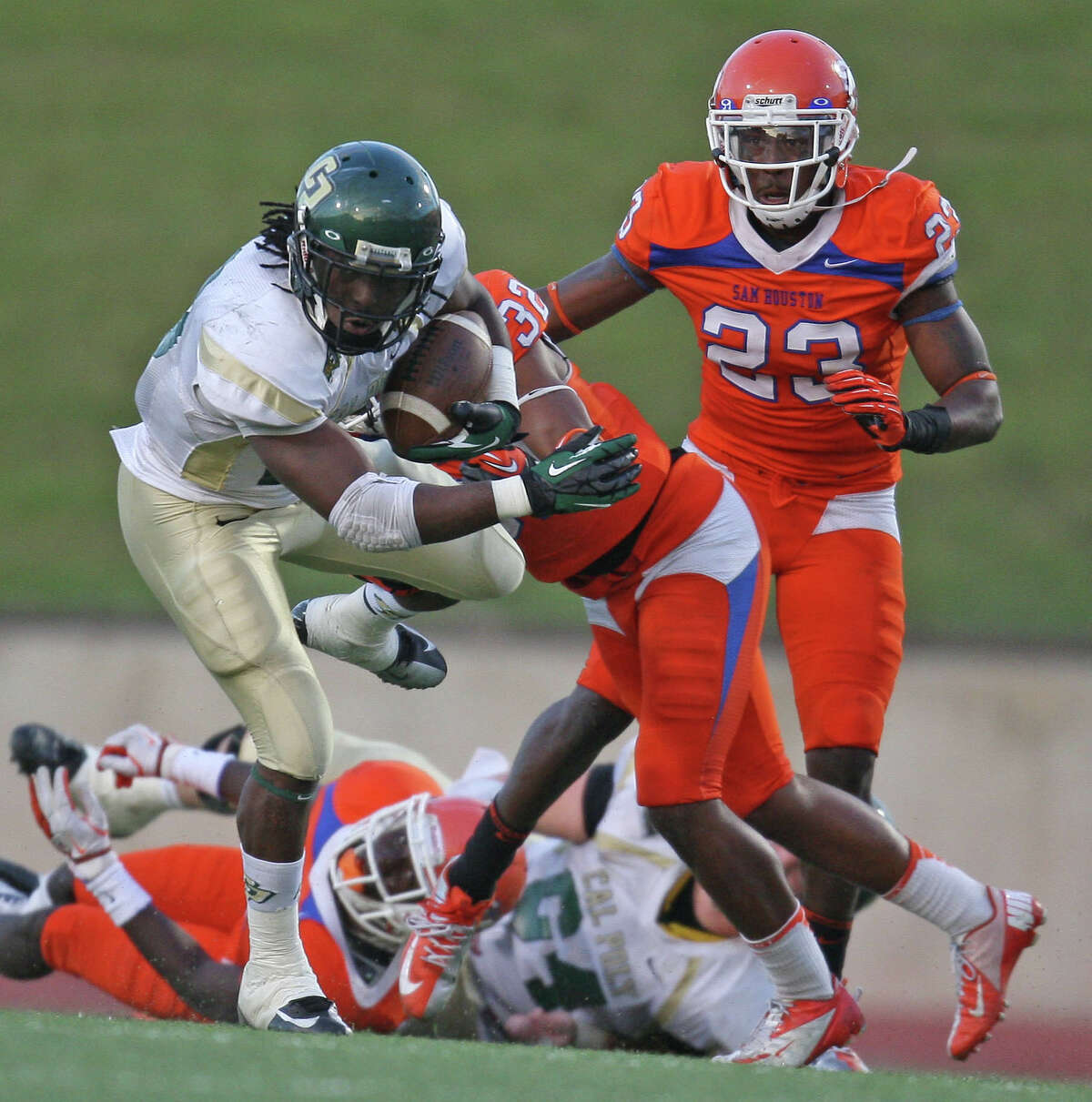 FCS Playoffs: SHSU 18, Cal Poly 16