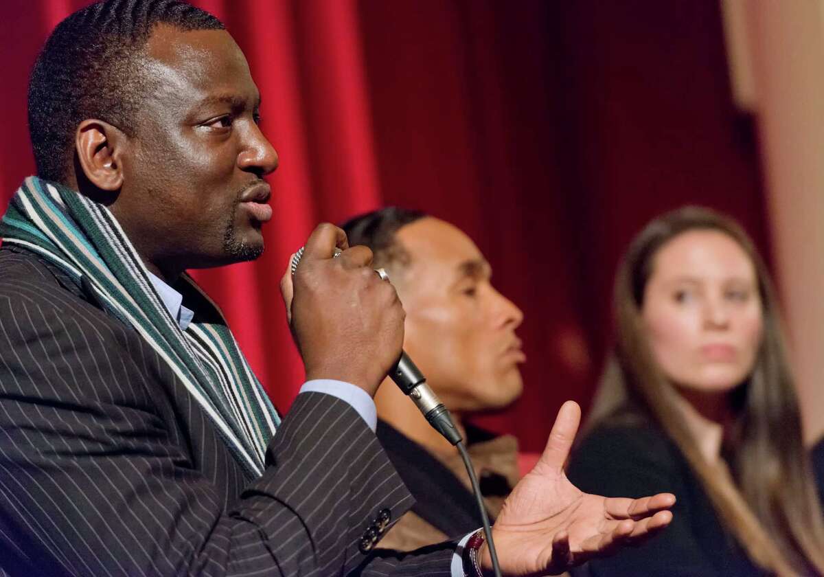 Ken Burns hosts talk on 'The Central Park Five'