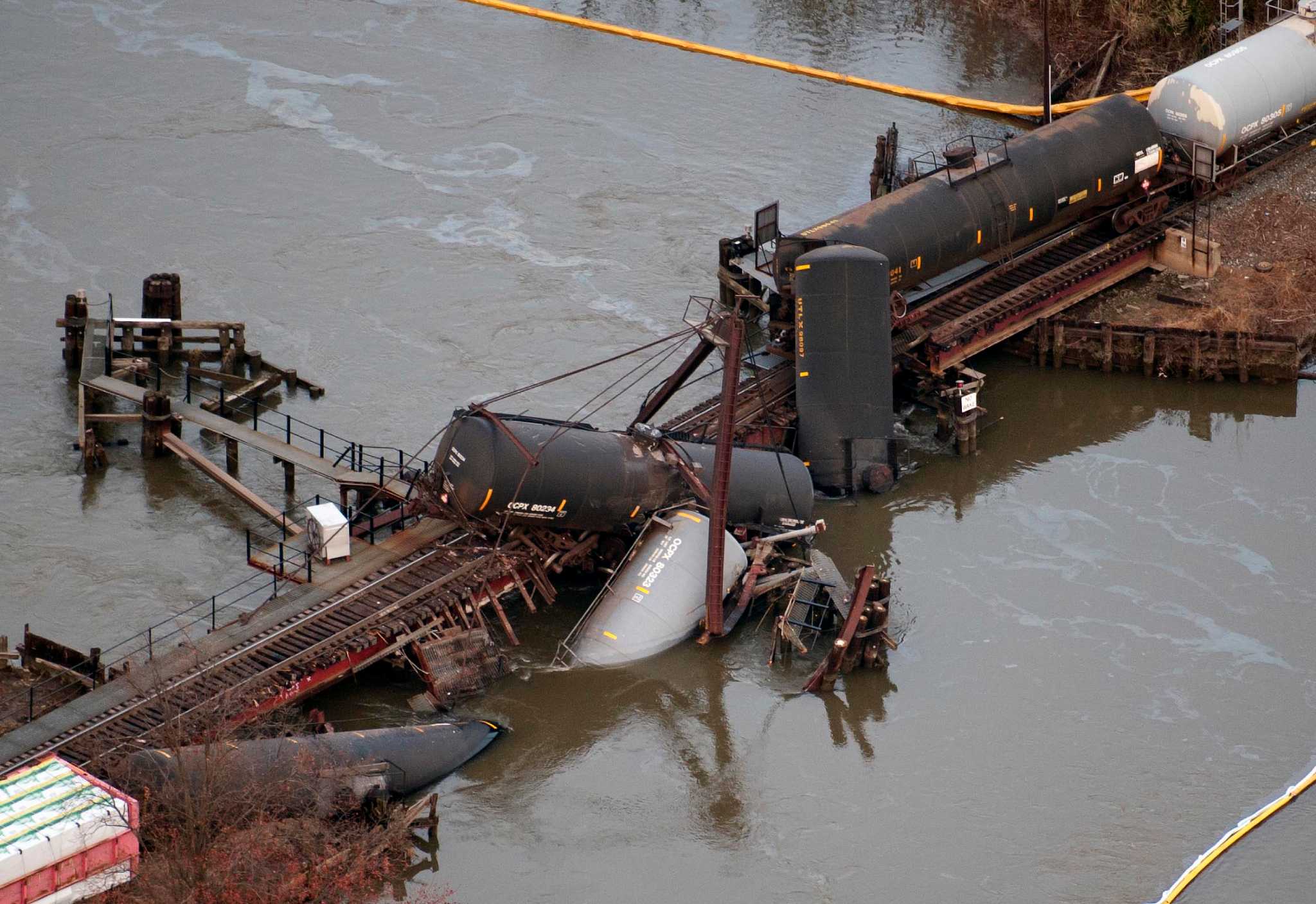 New Jersey train derailment