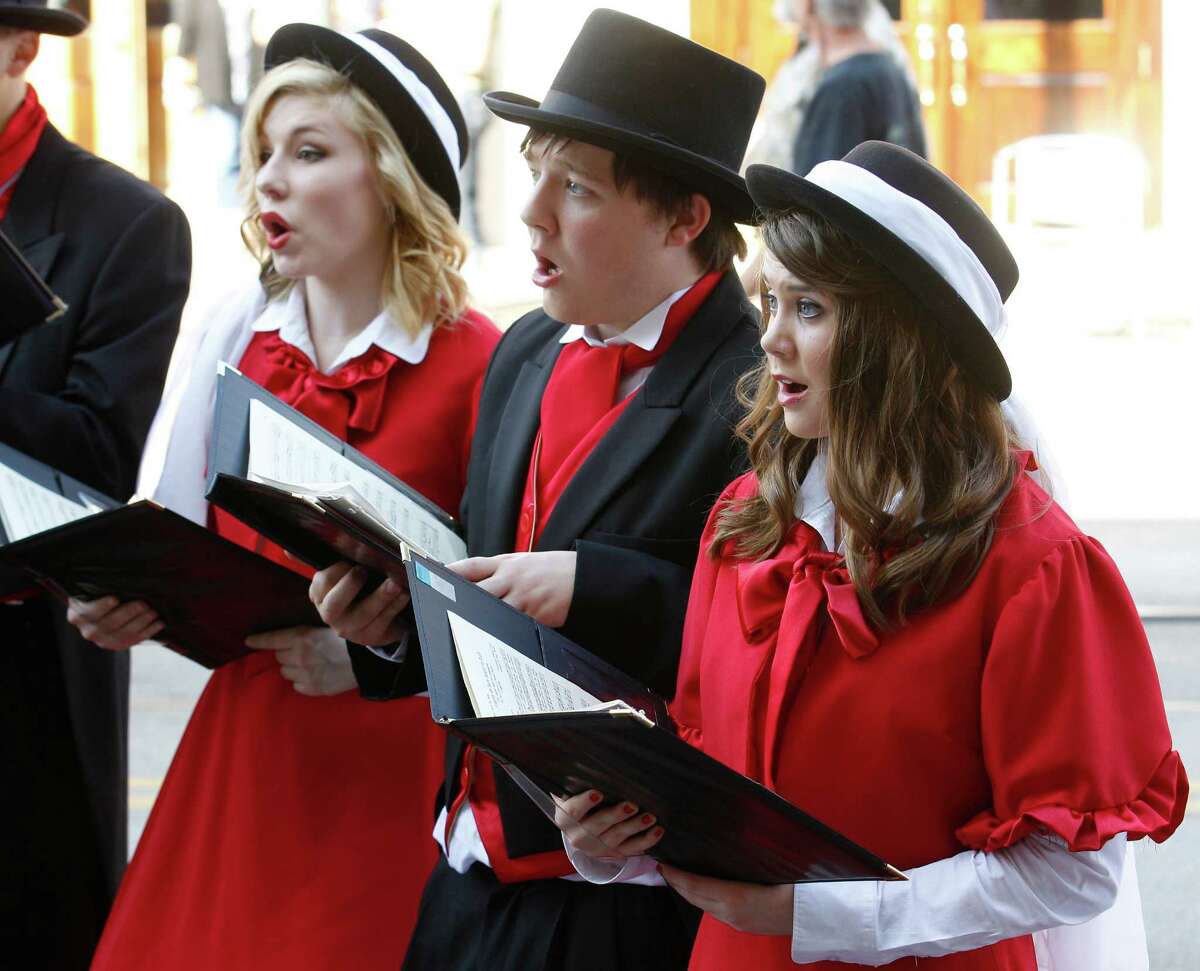 Galveston parties like it's 1849 with Dickens on the Strand