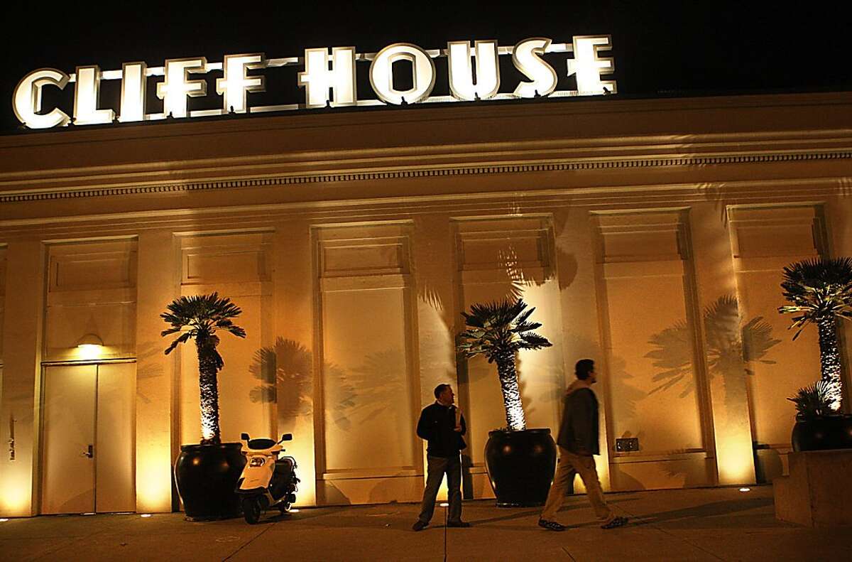It's last call, for now, at famous Cliff House