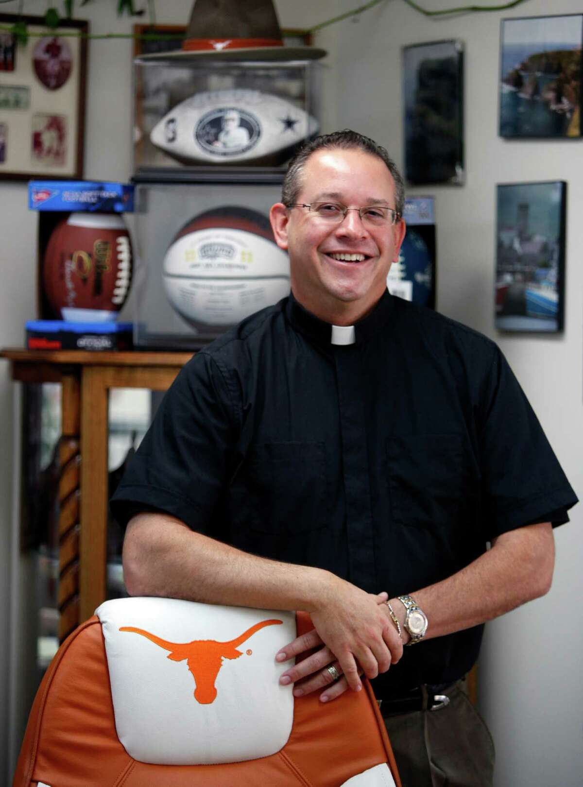 A game of Cowboys and Texans