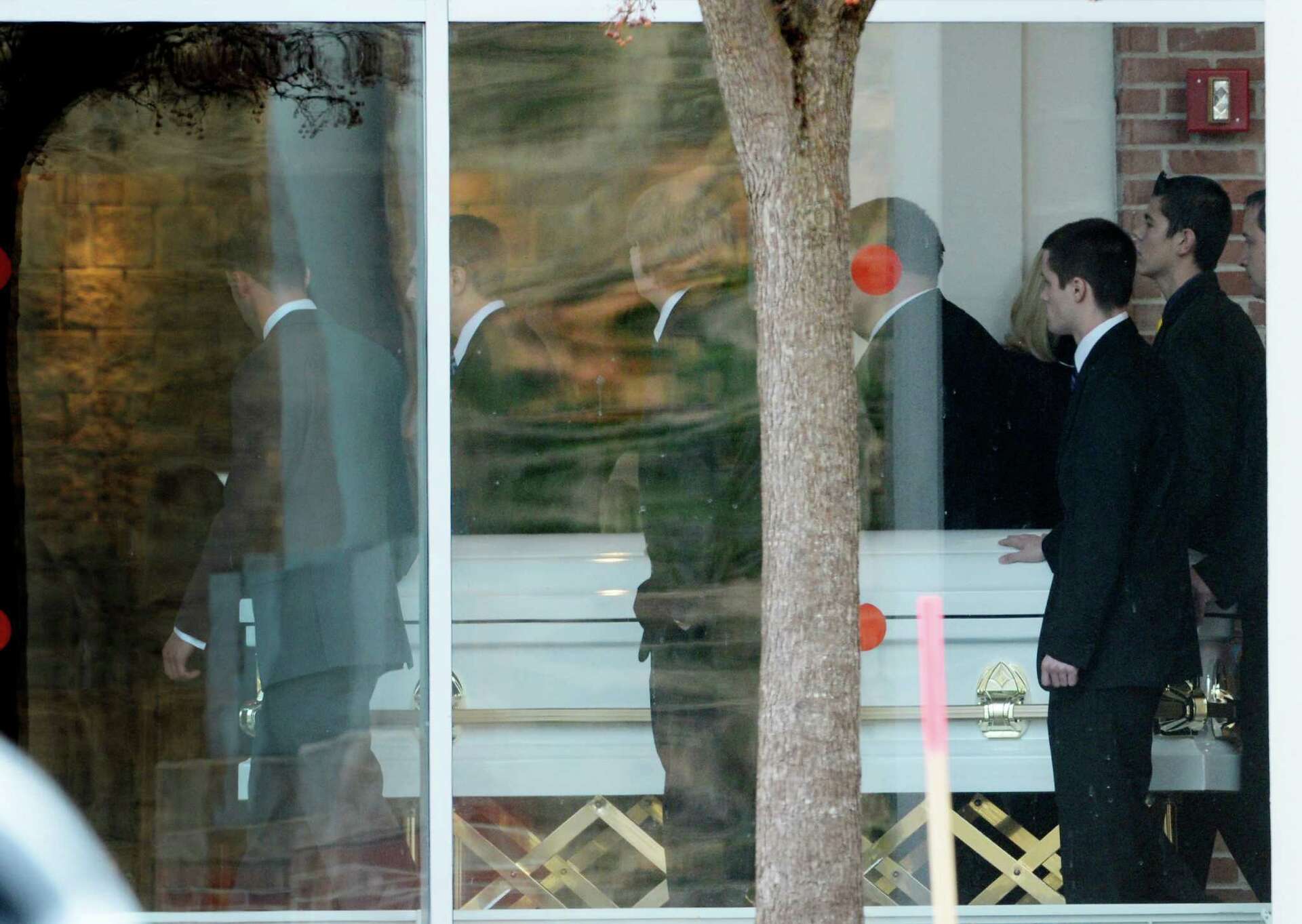 Photos: Deanna Rivers mourned