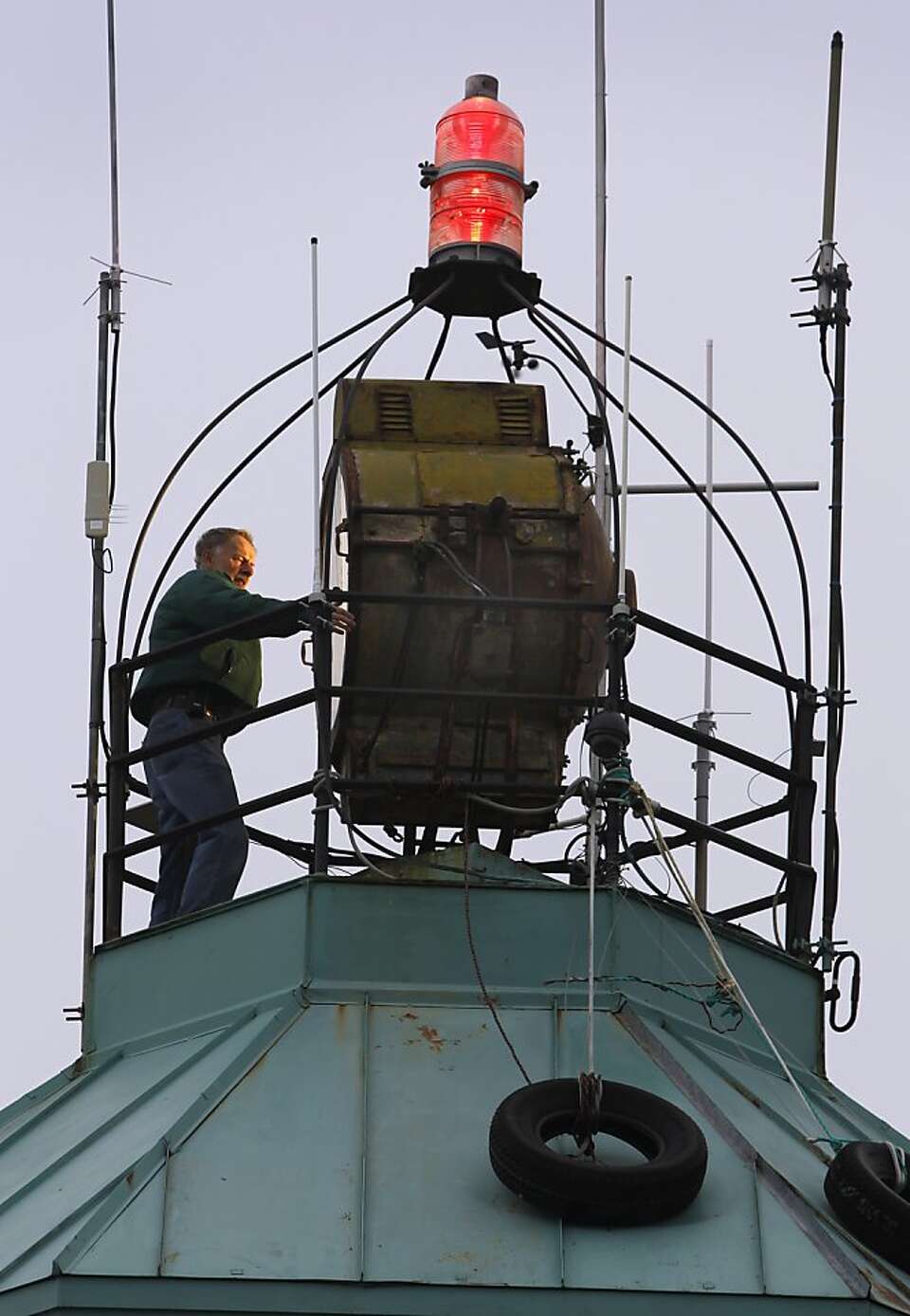 Beacon spotlights Pearl Harbor ceremony