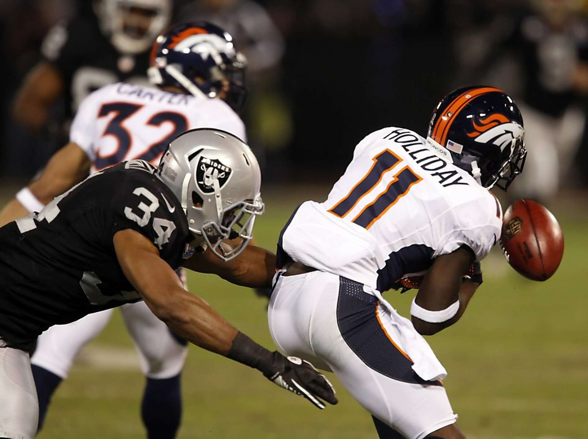 Raiders fall to Denver, skid hits 6