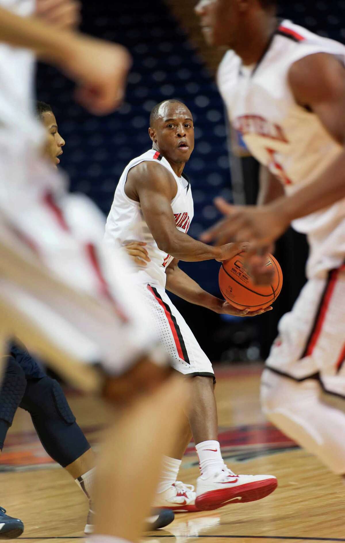 Canisius topples Fairfield in Stags' home opener