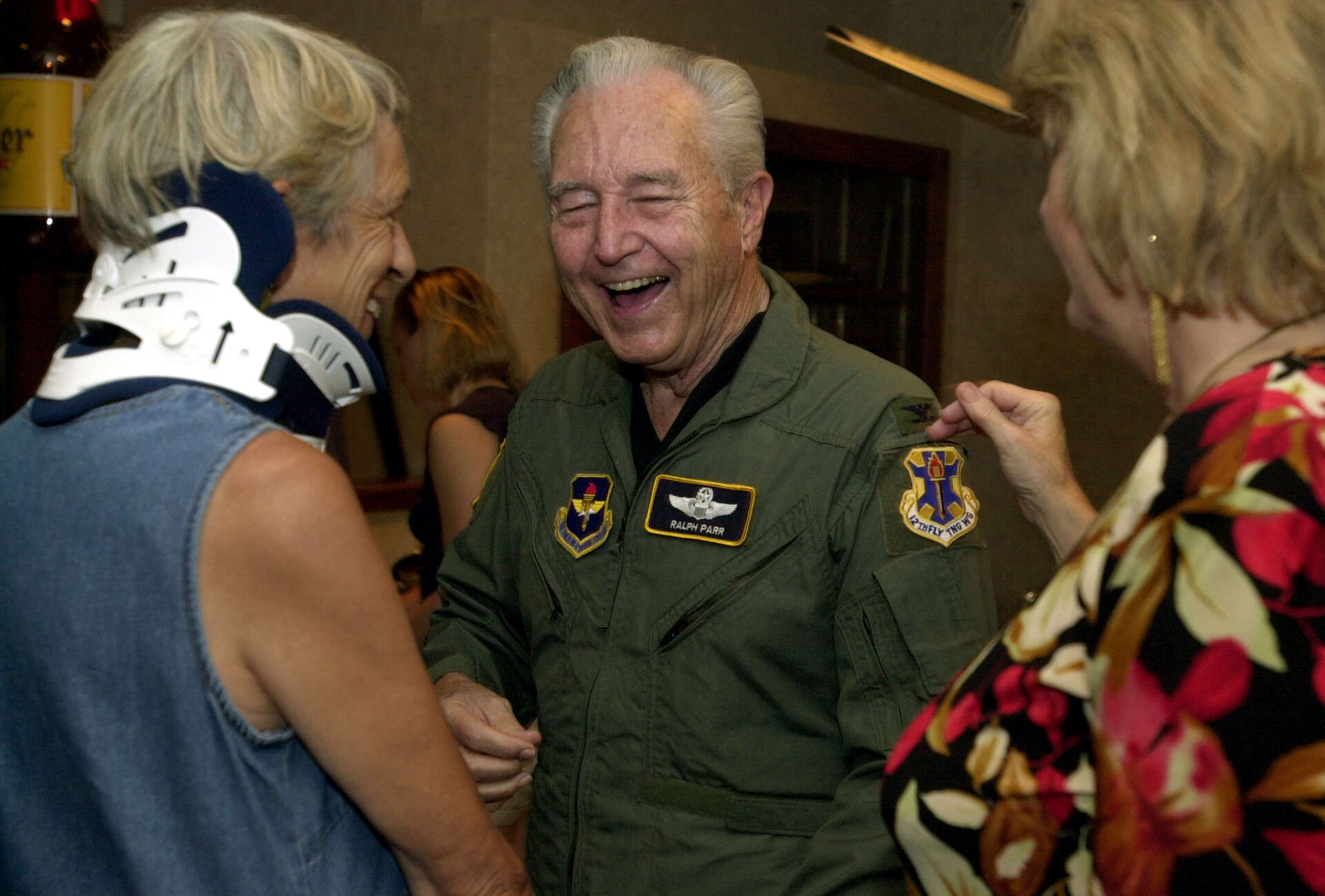 Influential double ace fighter pilot dies at 88