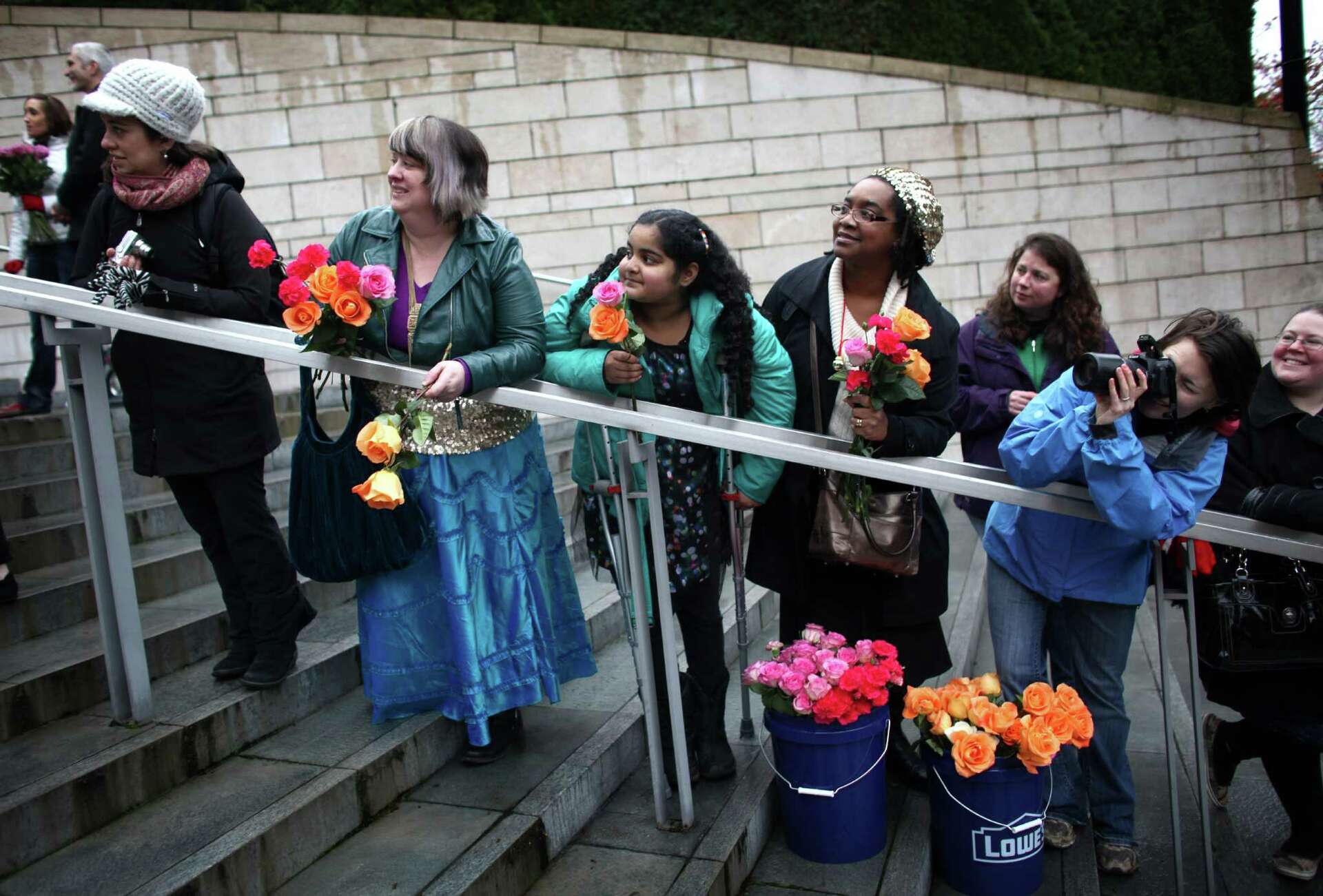 Seattle City Hall becomes state's same-sex marriage capital