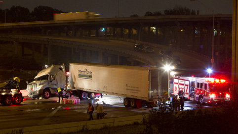 East Freeway reopened after big-rig crash