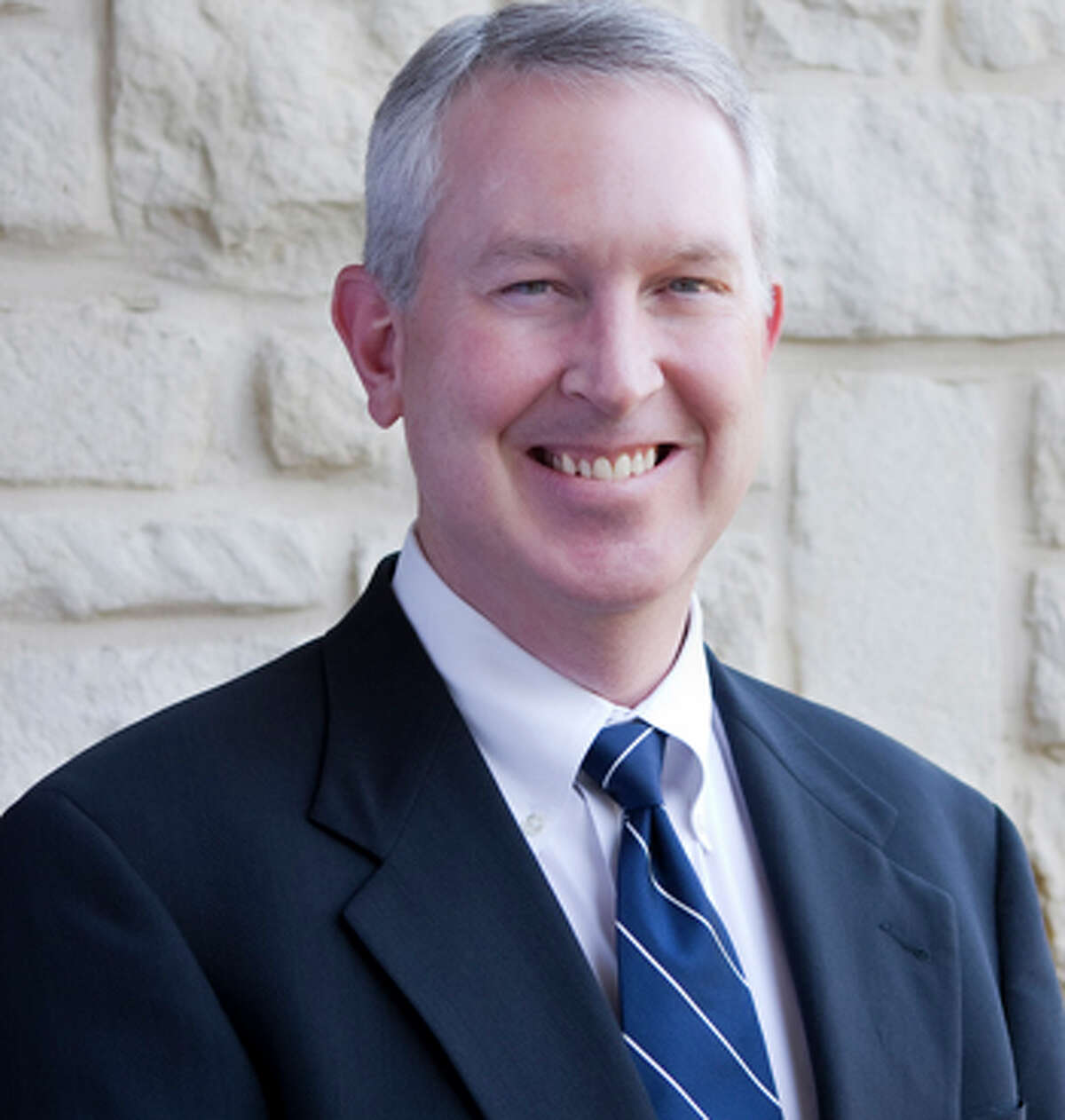 Leader selected to run spinoff's retail stores