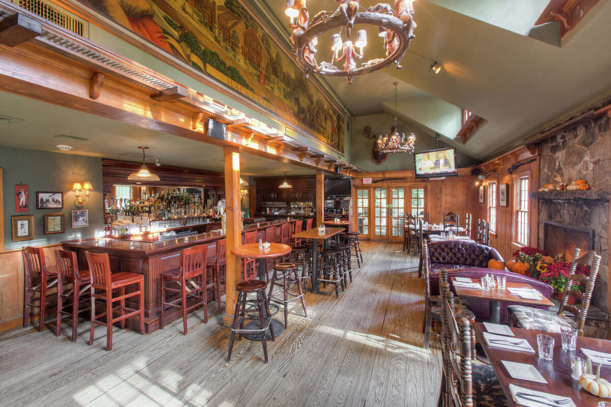 Where to eat, drink and dance on New Year's Eve