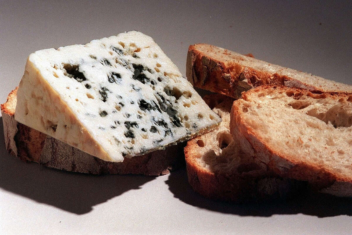 Here's why you're 'addicted' to cheese