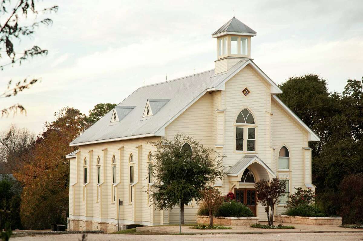 Plan an off-season trip in Round Top