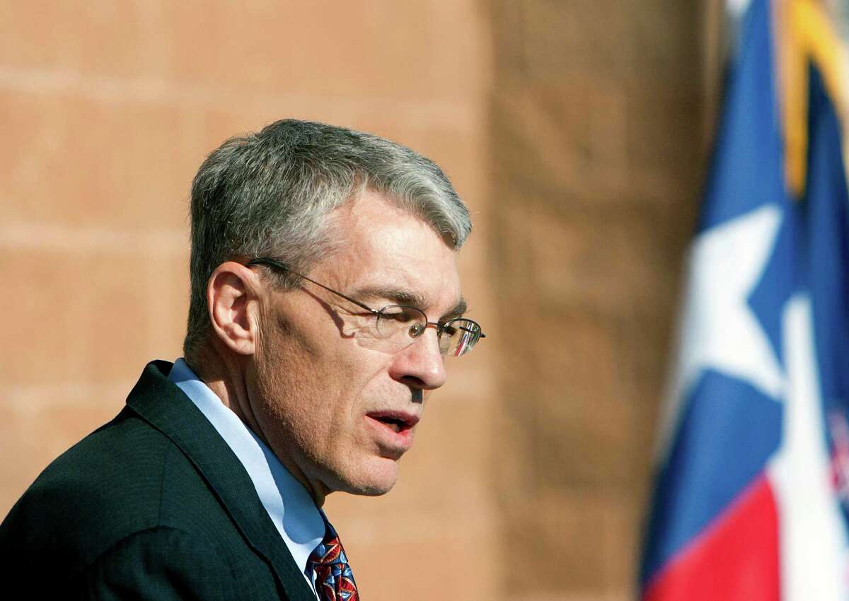 New DPS 'megacenters' in Spring, Rosenberg draw praise