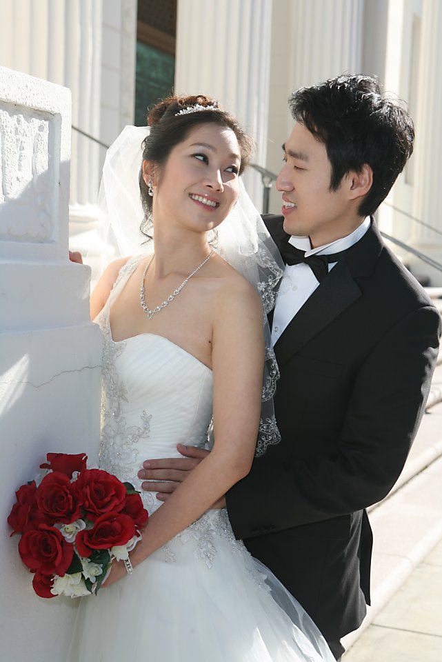 Couples rush to marry on 12-12-12