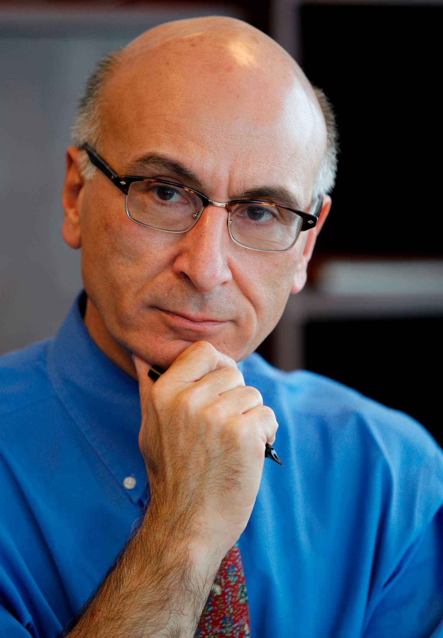 Greanias stepping down as Metro CEO