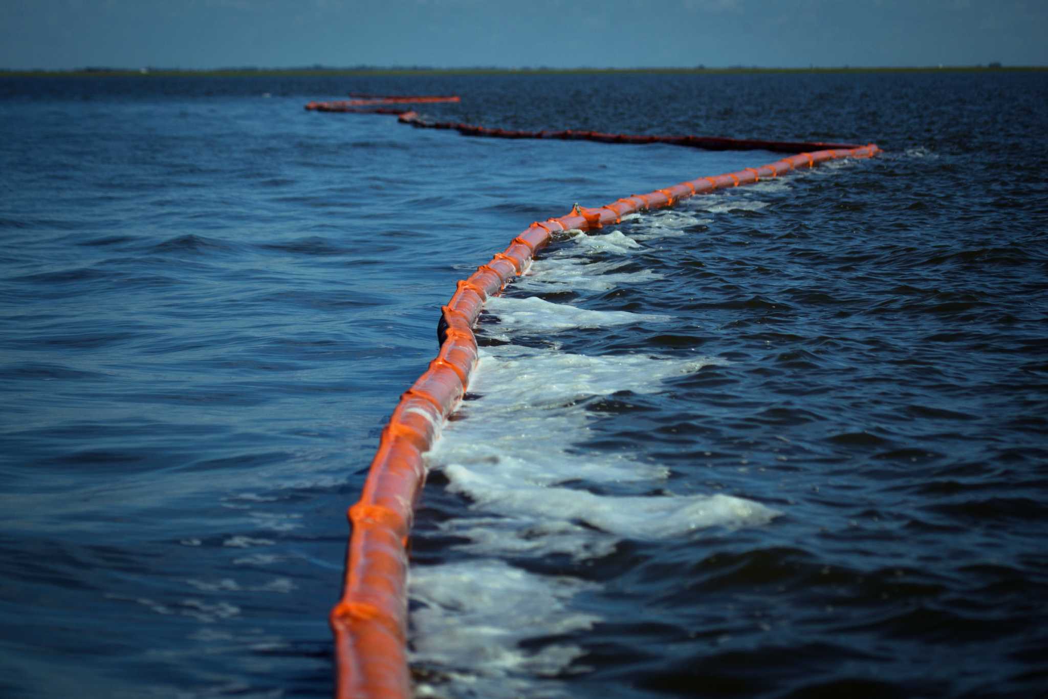 Study suggests sprawling 'footprint' of Macondo oil
