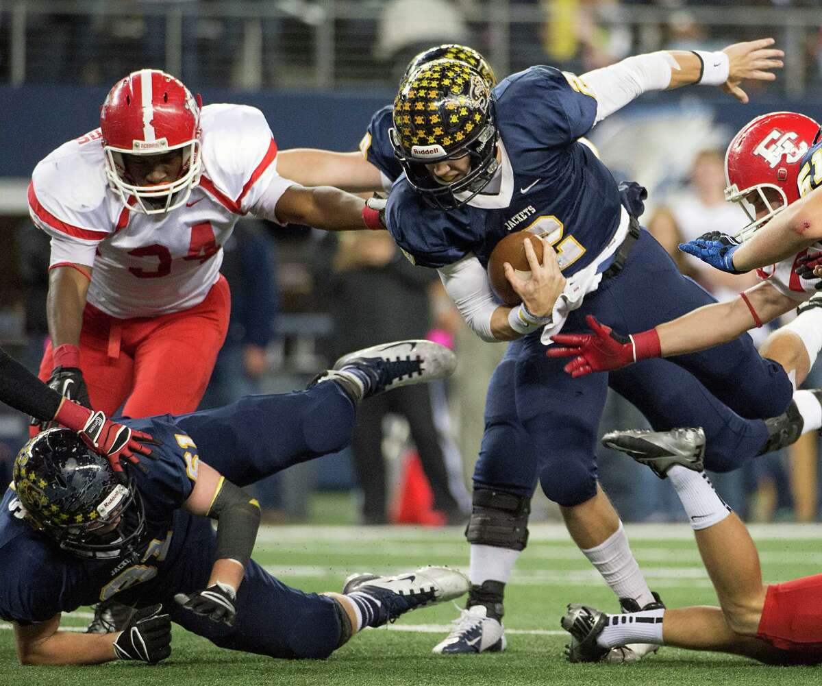 Jones leads Stephenville past El Campo 70-35