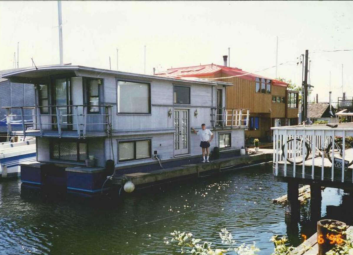 Seattle to houseboats: Follow rules, or leave