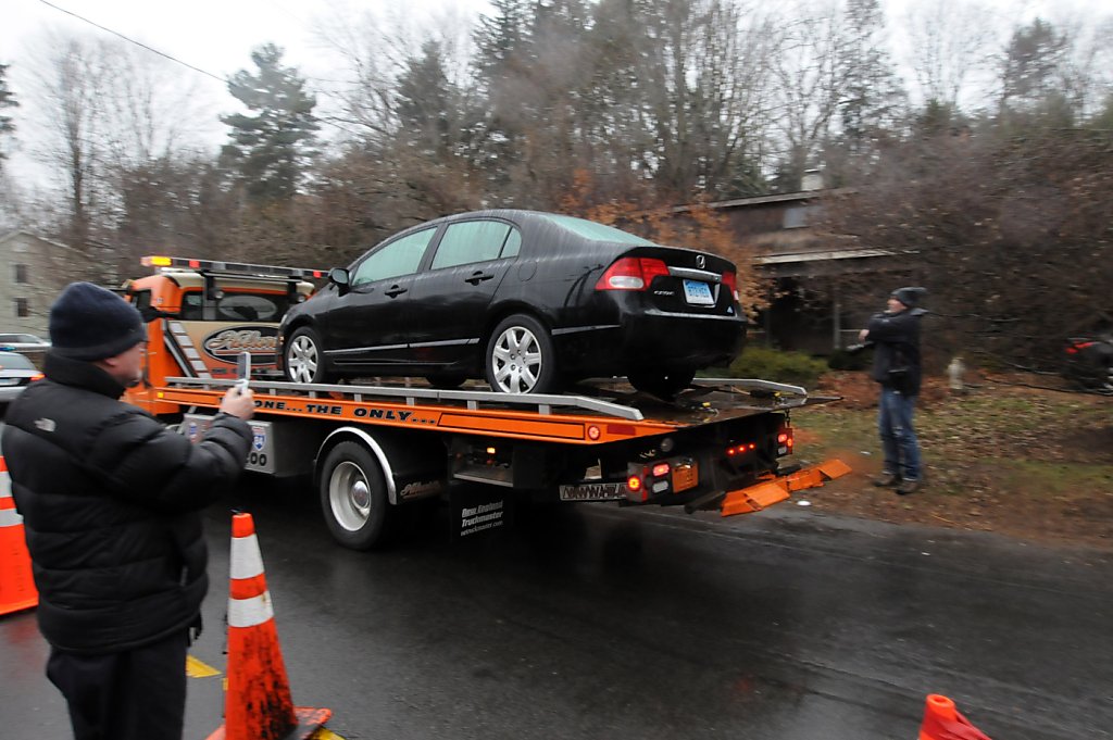 Families told what was seized from Lanza's house, car