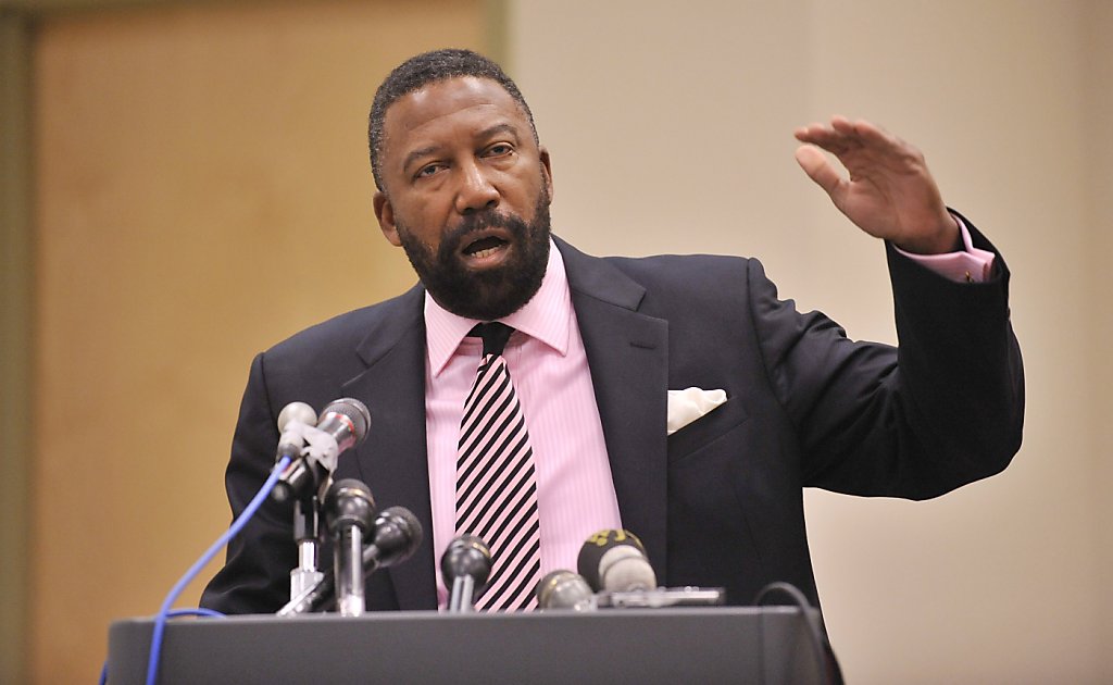 Will Robert Bobb come back to Oakland?