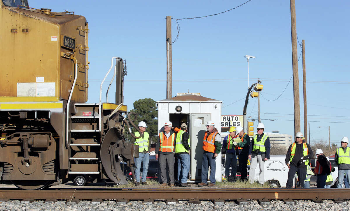 Union Pacific to work on system at site of fatal Midland crash