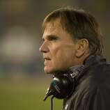 De La Salle's Bob Ladouceur steps down - SFGate