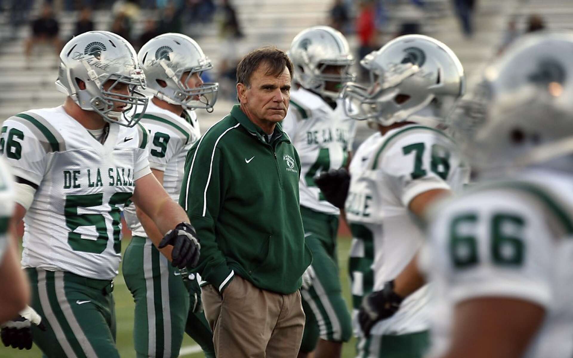 De La Salle's Bob Ladouceur steps down