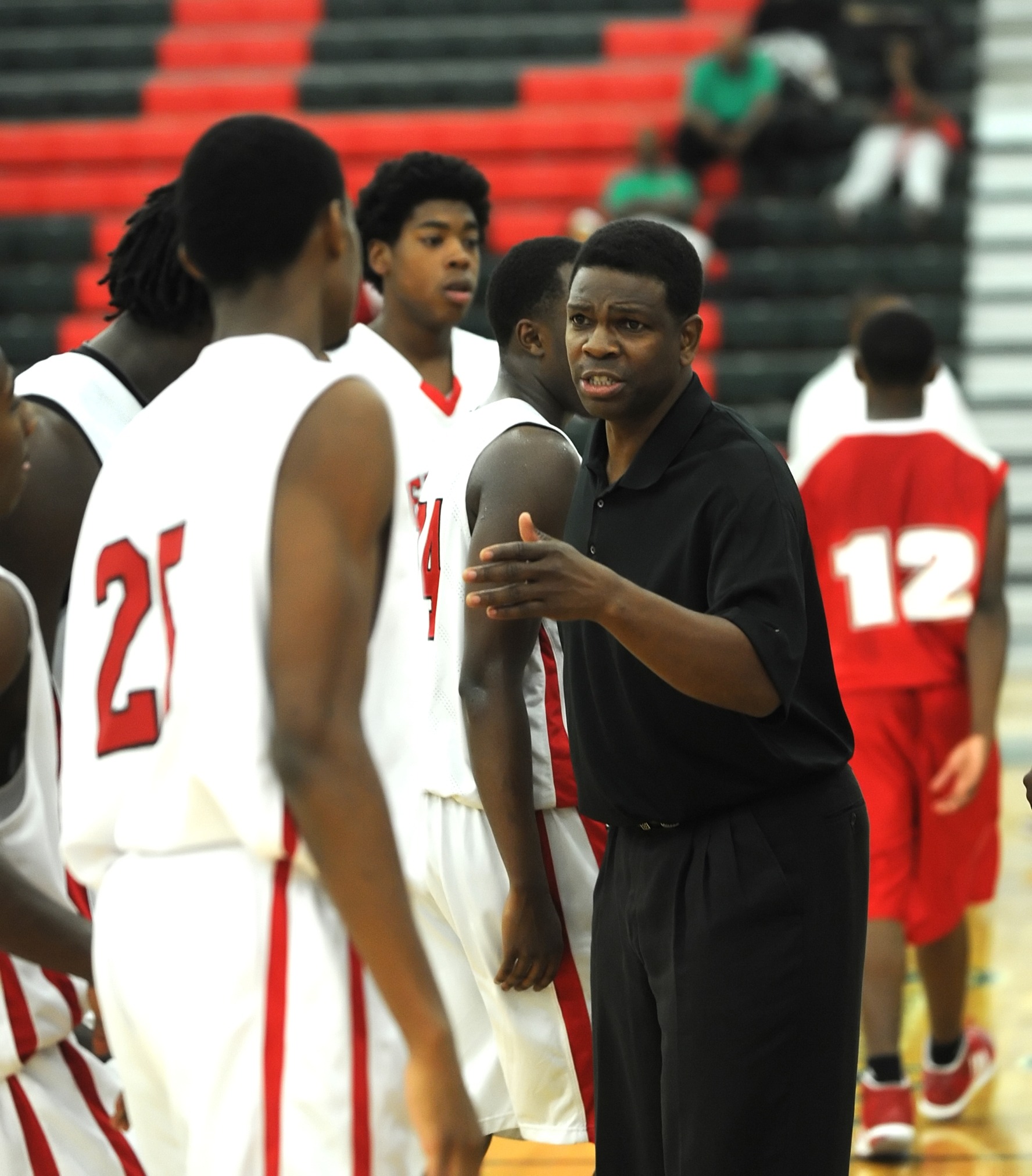 Basketball: Houston ISD tourney features wide-open field
