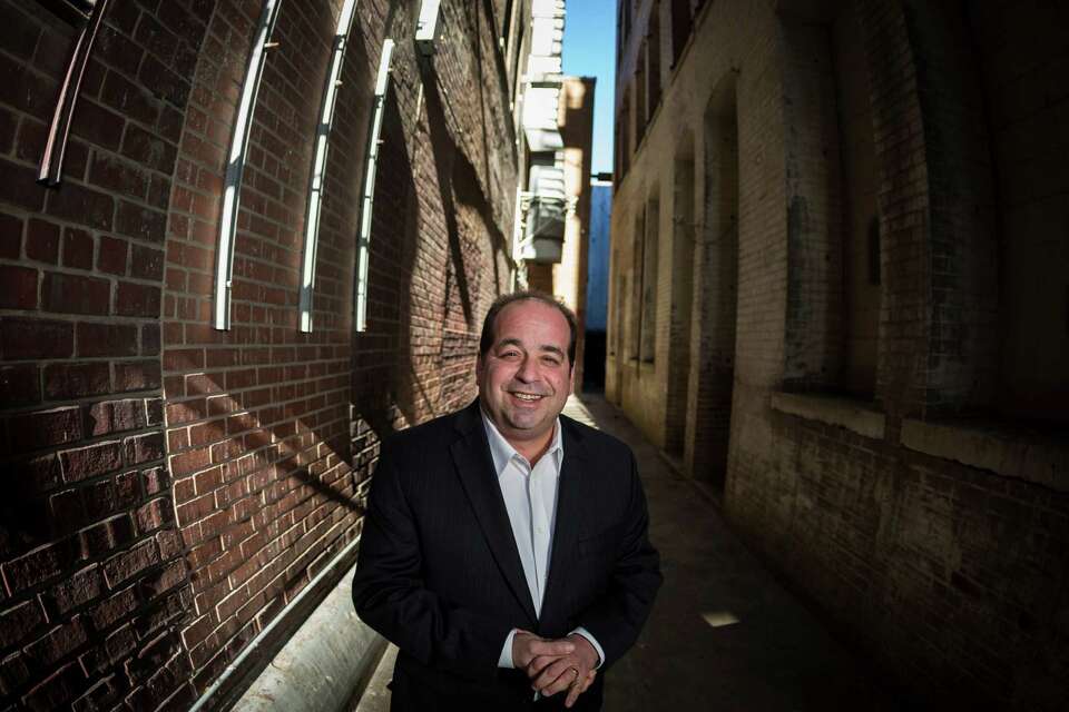 Houston Judge Darrell Jordan and Wayne Dolcefino: Things to know