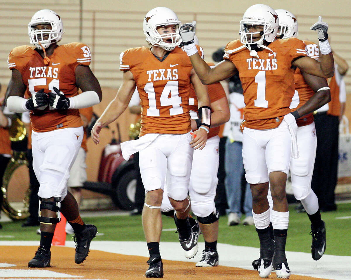 UT officially ends controversy, tabs Ash starter
