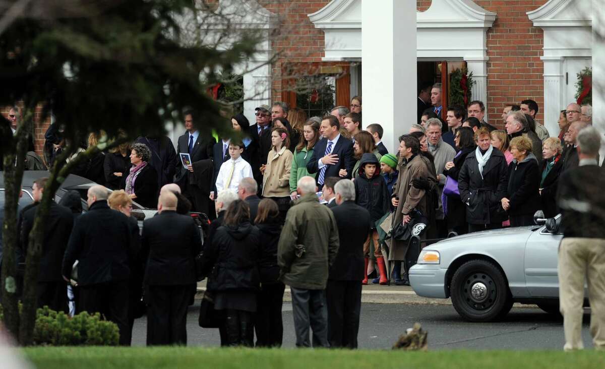 Service for Sandy Hook child reflects love of beach
