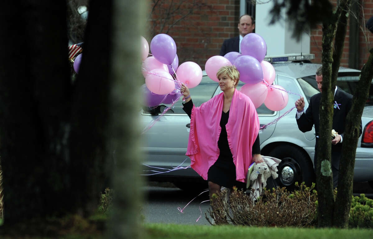 Service for Sandy Hook child reflects love of beach