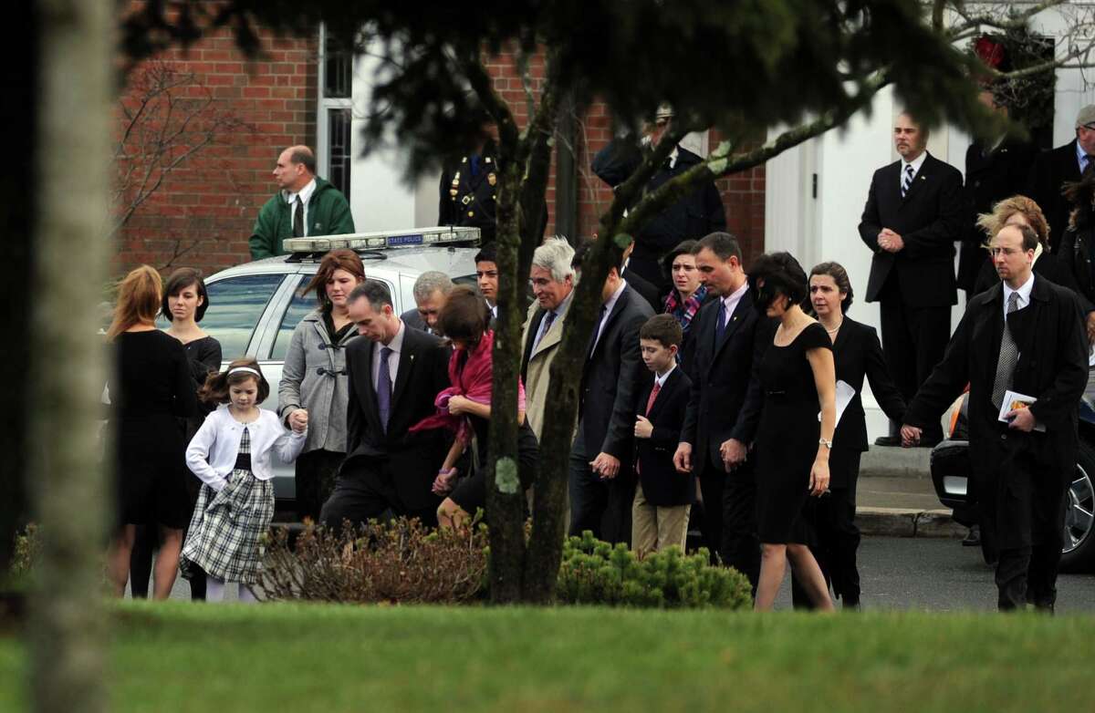 Service for Sandy Hook child reflects love of beach