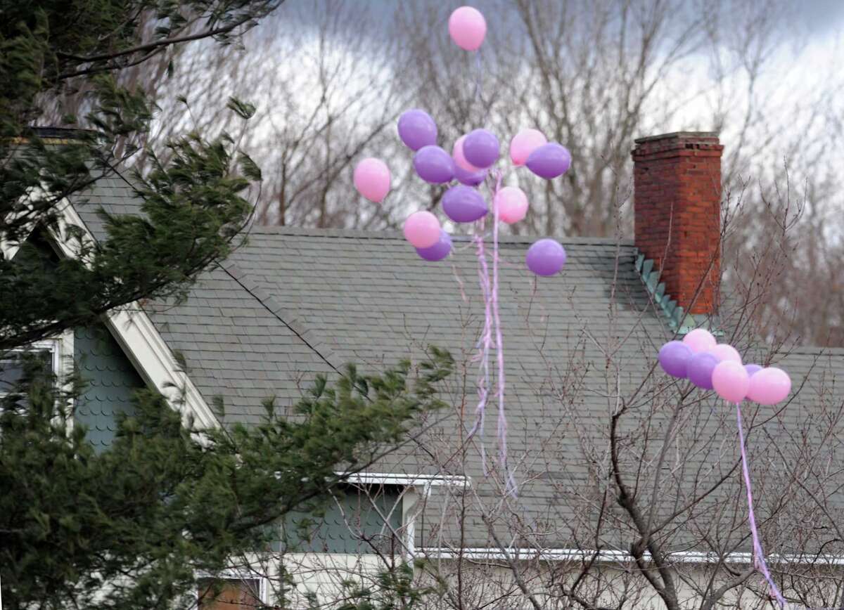 Service for Sandy Hook child reflects love of beach