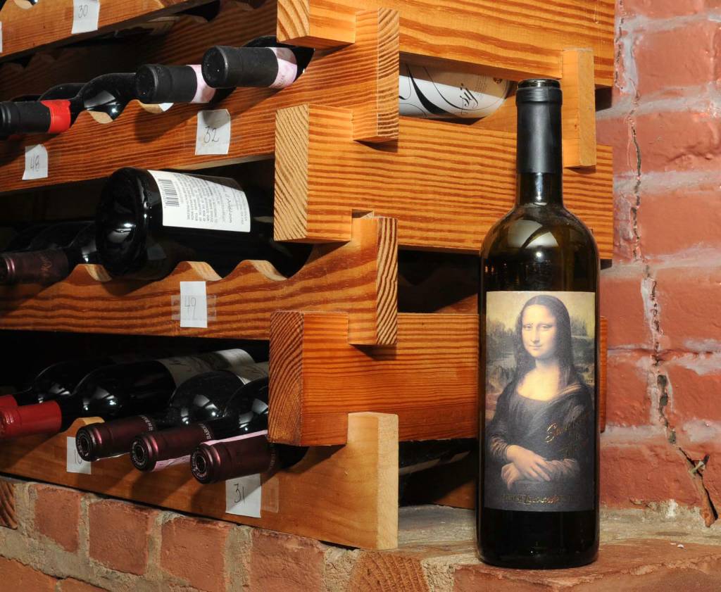 Wine wisdom: Red or white? Experts offer advice