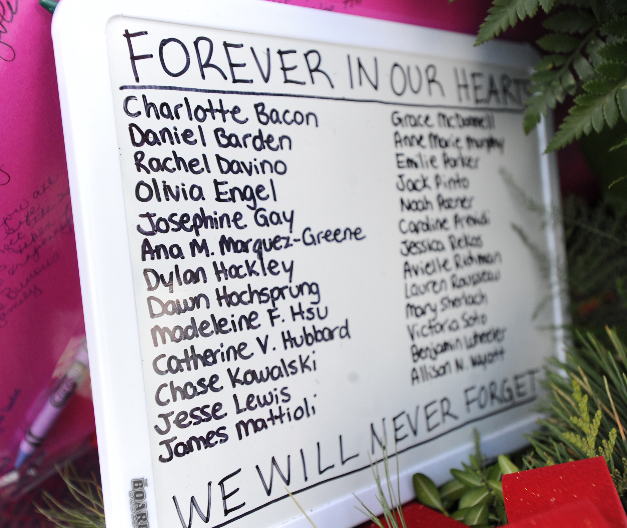 The nation grieves for Newtown shooting victims