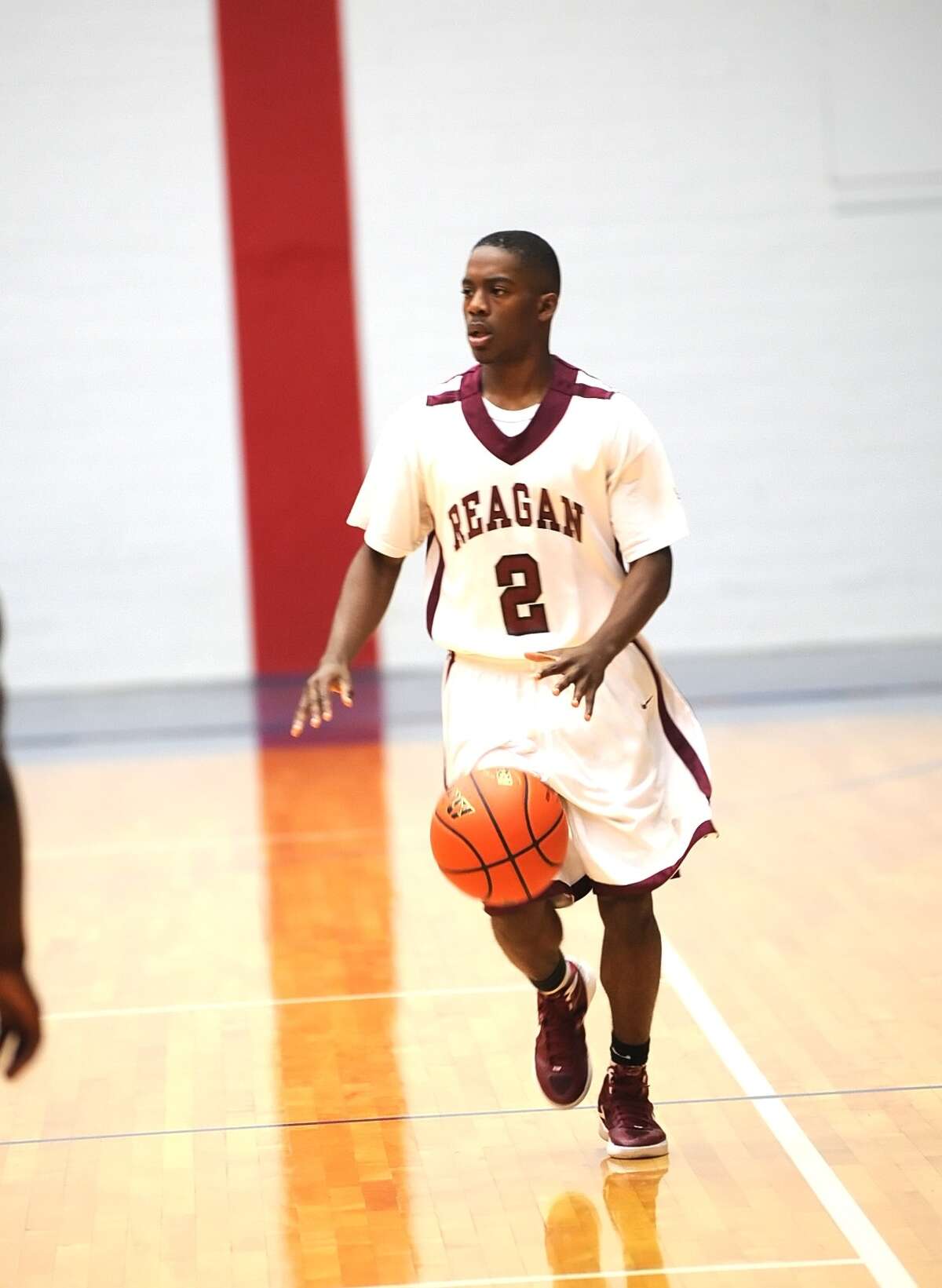 Basketball: New coach, veteran team create excitement for Reagan