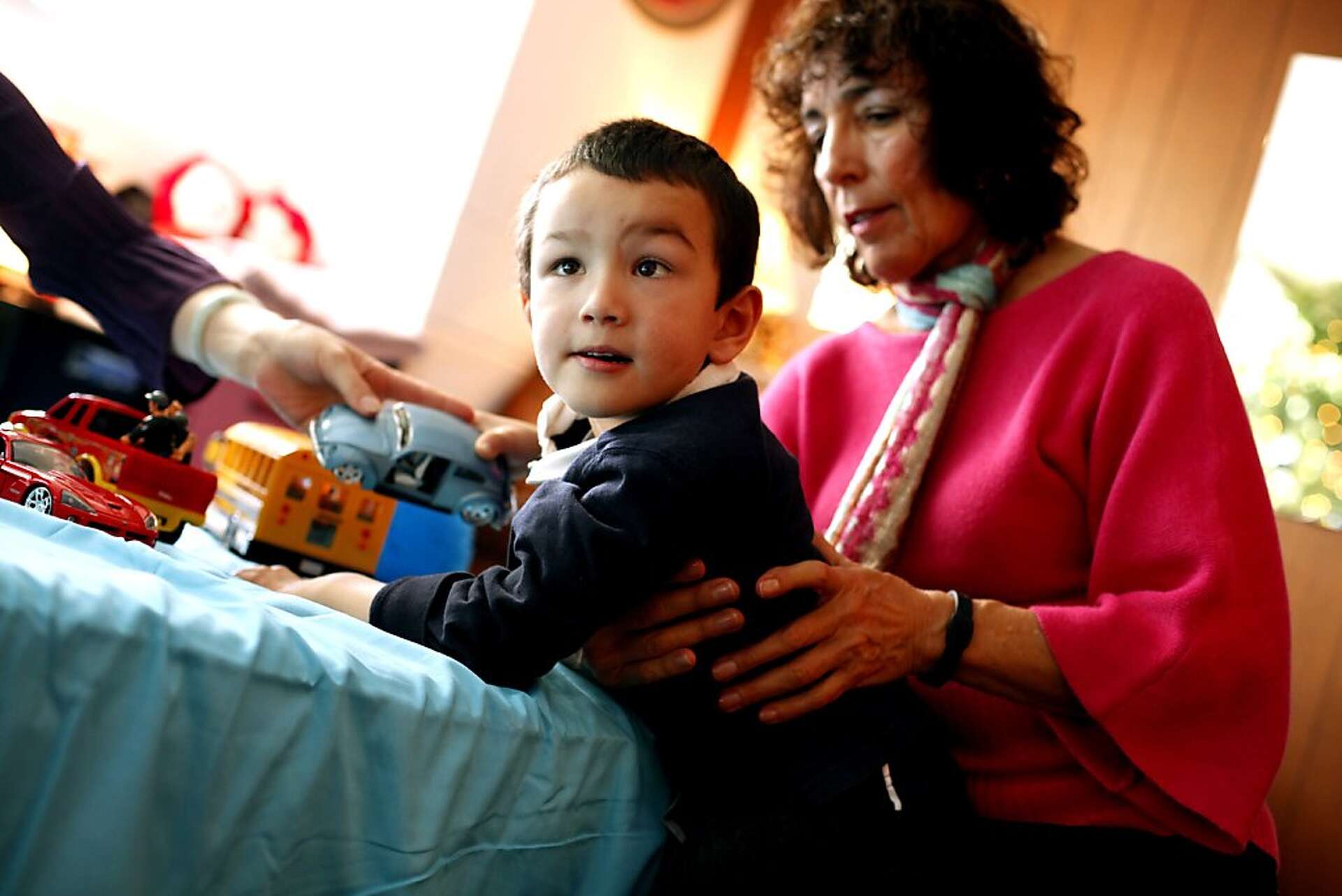 To help kids move, docs try Rolfing