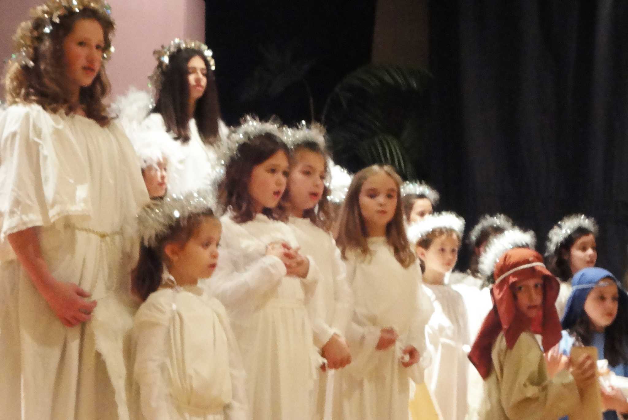 St. Pius pageant: An angelic portrayal of the Nativity, despite a balky ...