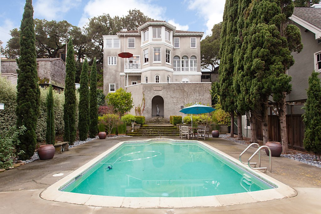 Large Berkeley home by famed SF architect