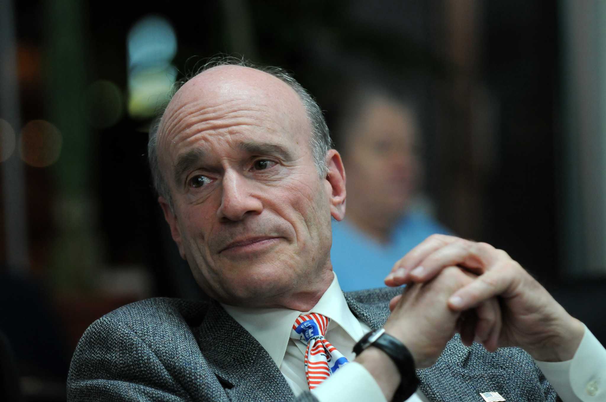 Hull vows to continue his political fight