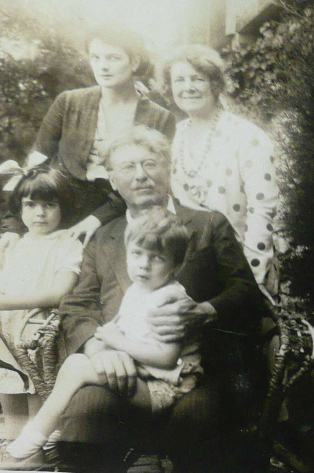 The Seton Journals: A rare look at the writings and drawings of an ...